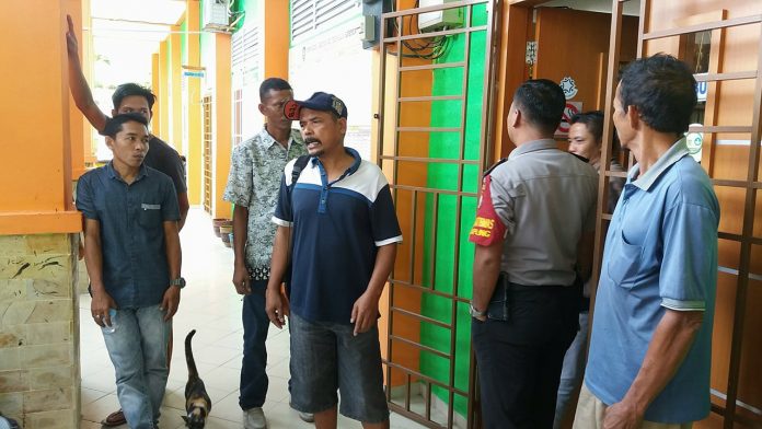 Kadisdik Karimun dan Bupati Dicari Wali Murid Untuk Minta Solusi Carut ...